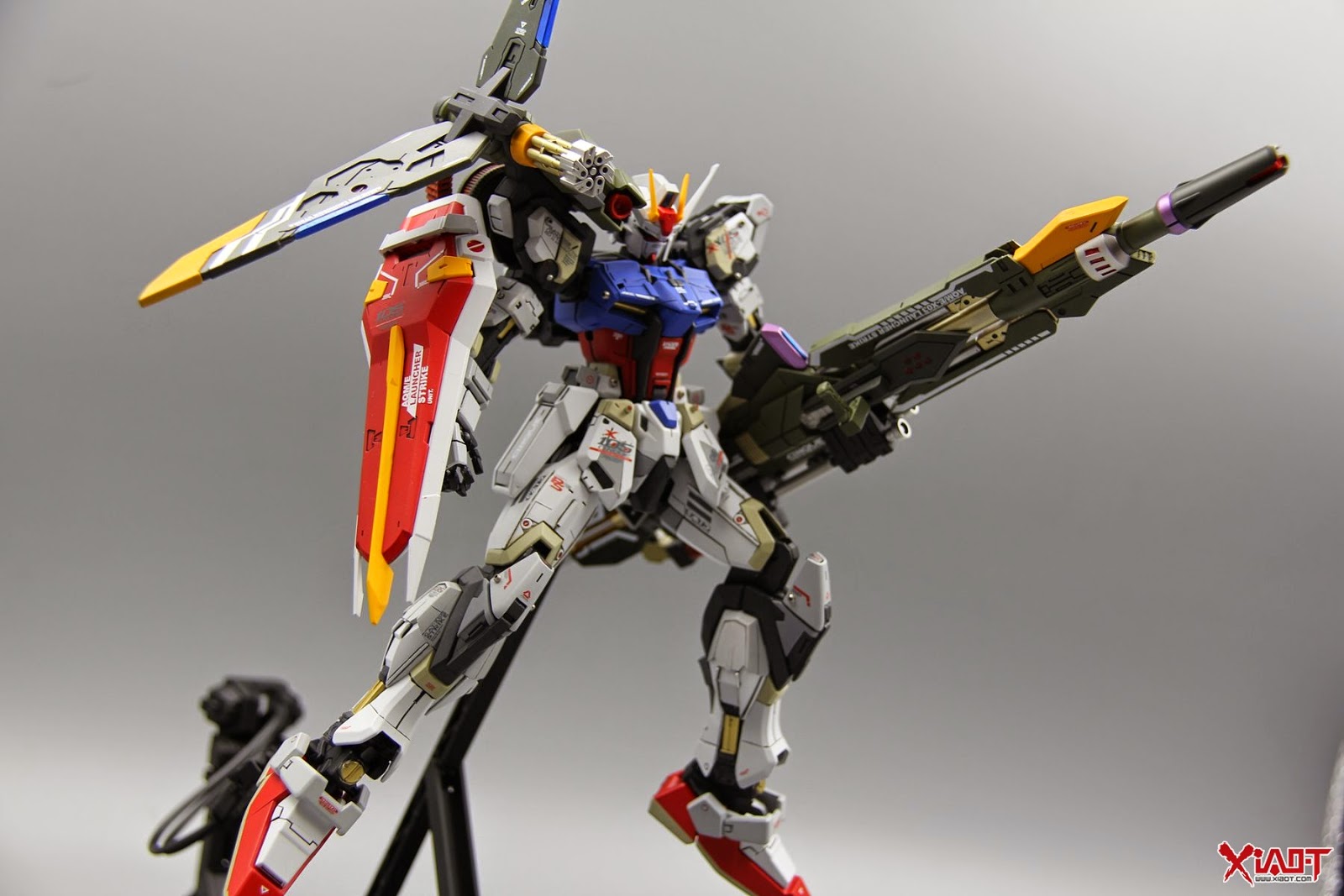 Custom Build: Bandai + DM 1/100 Perfect Strike Gundam "Detailed"