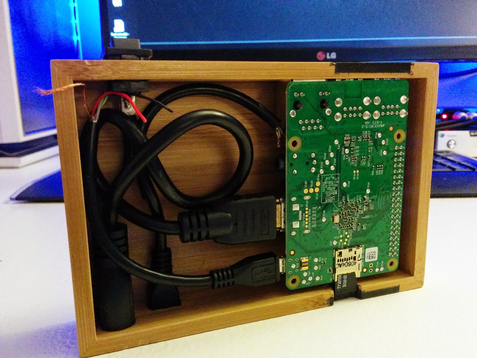 [DIY] Une mini console Retro-Gaming à base de Raspberry Pi | Micougnou