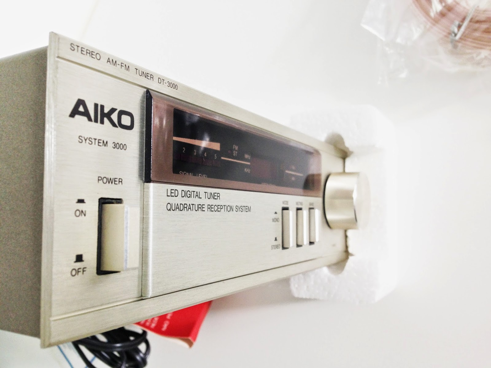 Página do Tempo/Janela do Tempo: Micro System Aiko S 3000 - Novo Exemplar