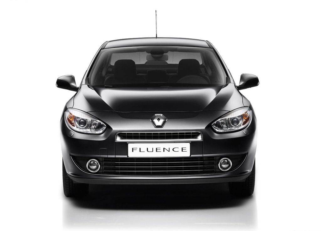 Renault Launched Fluence Sedan in India, priced at Rs. 12.99-14.40 Lacs ...