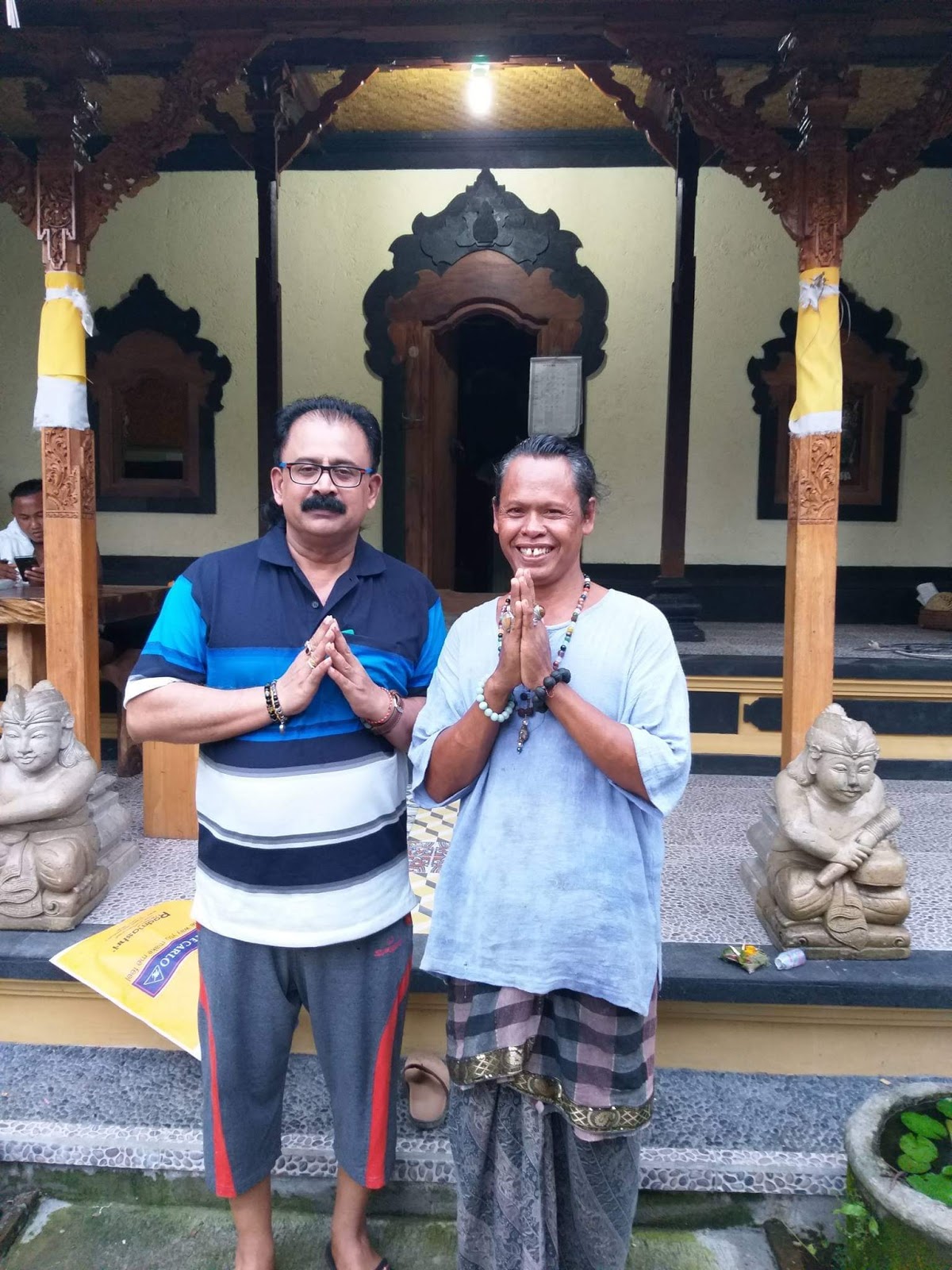 ഭൂമിമലയാളം: Ketut Jaya.. The Master healer from Ubud -Bali