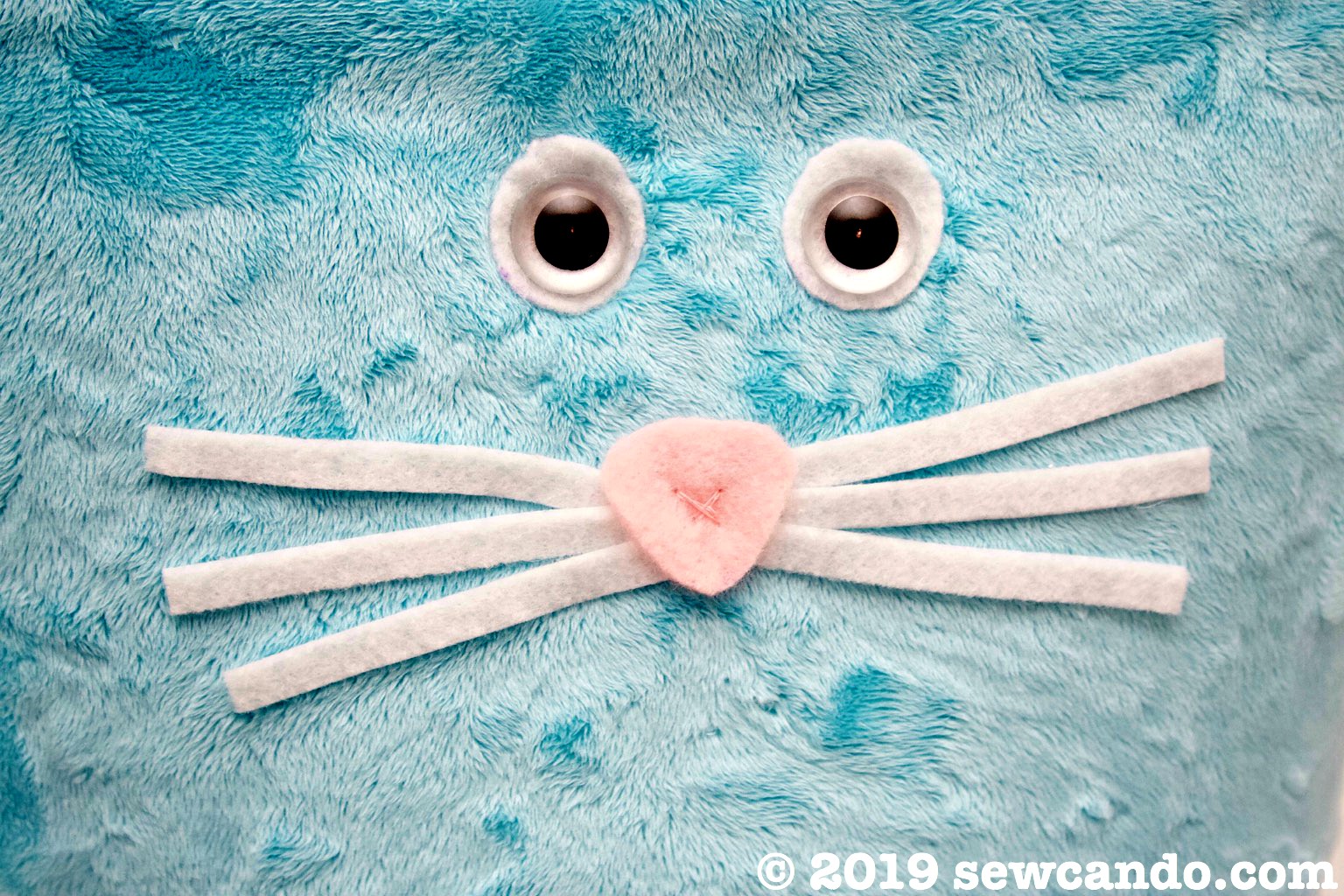 Sew Can Do: FREE Pattern: Plush Bunny Easter Basket