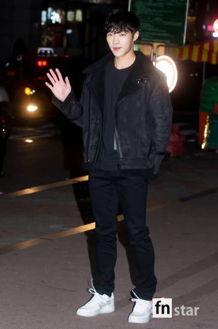 Yoo Ji Tae. Woo Do Hwan. Ryu Hwa Young and Others '' Mad Dog'' Final ...