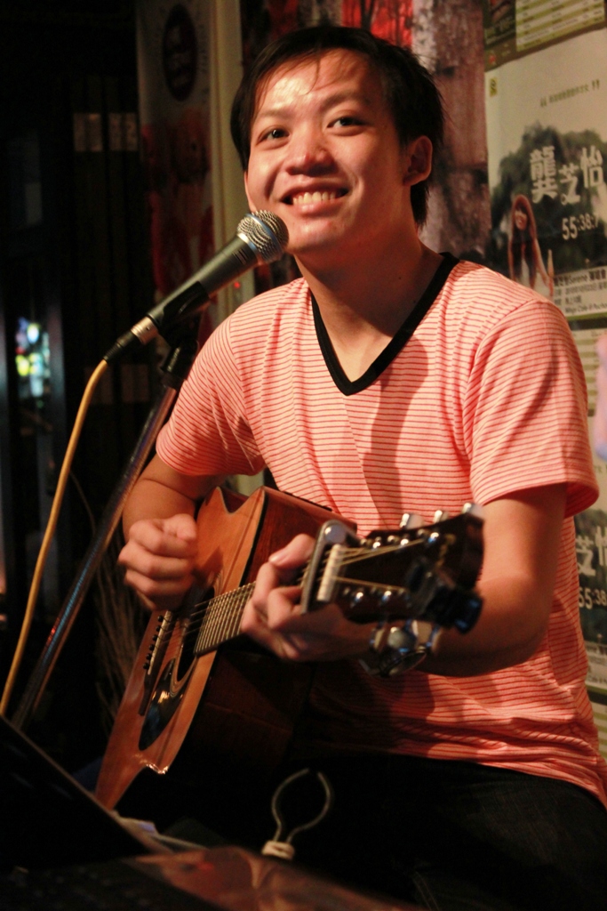 Wings Musicafe 回音石民歌餐厅: Wings Singer Special Event-Fai《乐。与词共舞》