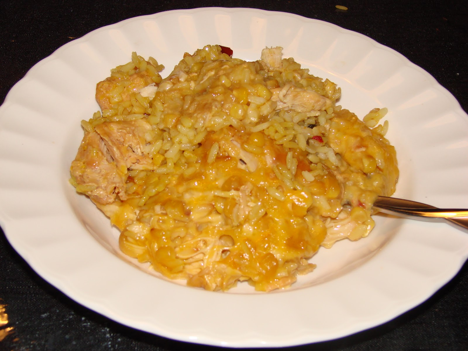 Aggieland Mommy Cooks: Crock Pot Cheesy Chicken Rice Corn Casserole