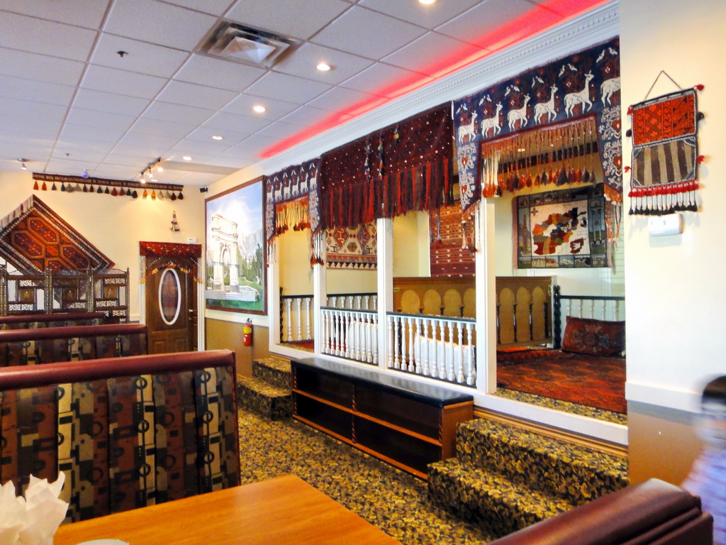 Sunny 飲飲食食: Afghan Chopan Restaurant (中東阿富汗風味餐廳)