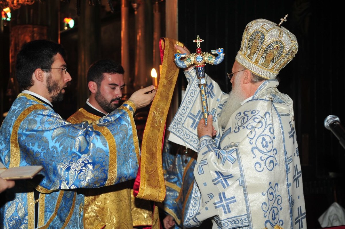 ΦΩΣ ΦΑΝΑΡΙΟΥ: Η ΠΑΤΡΙΑΡΧΙΚΗ Θ. ΛΕΙΤΟΥΡΓΙΑ ΚΑΙ ΧΕΙΡΟΤΟΝΙΑ ΔΙΑΚΟΝΟΥ ΣΤΗΝ ...