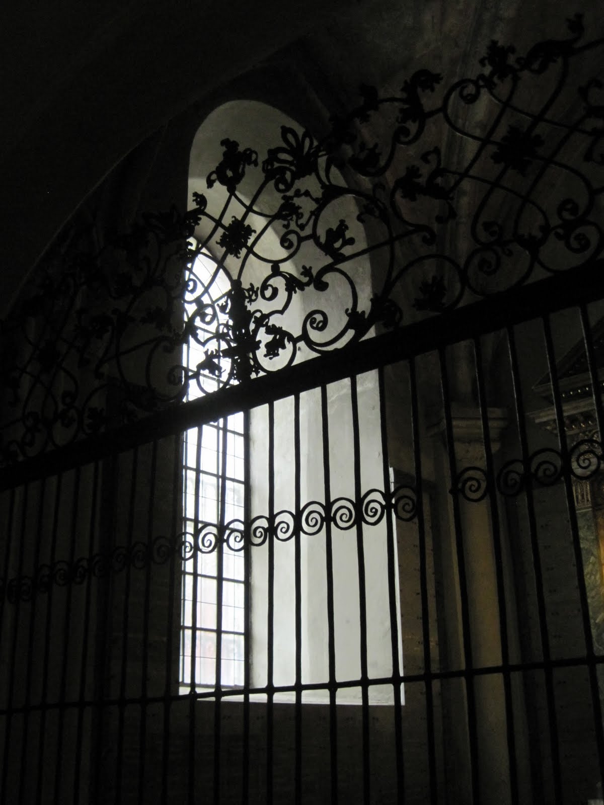 martha's vienna: Iron Lace