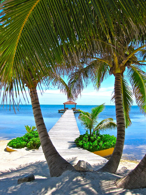 Travelmoon: Belize Beaches