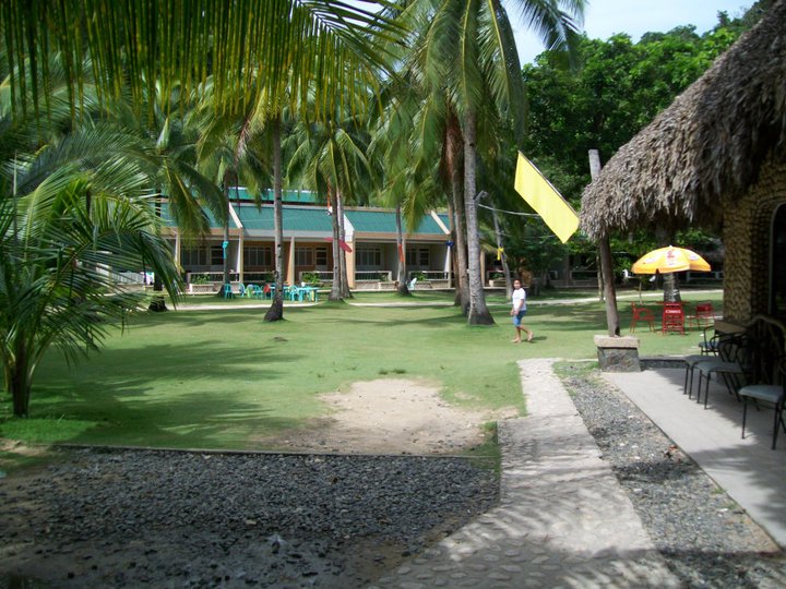 Ladawan.com: "Twin Rock Beach Resort" ~ Island of Catanduanes