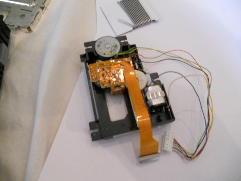 Life in 16-bit: Philips CDI 450 Repair: Laser Replacement