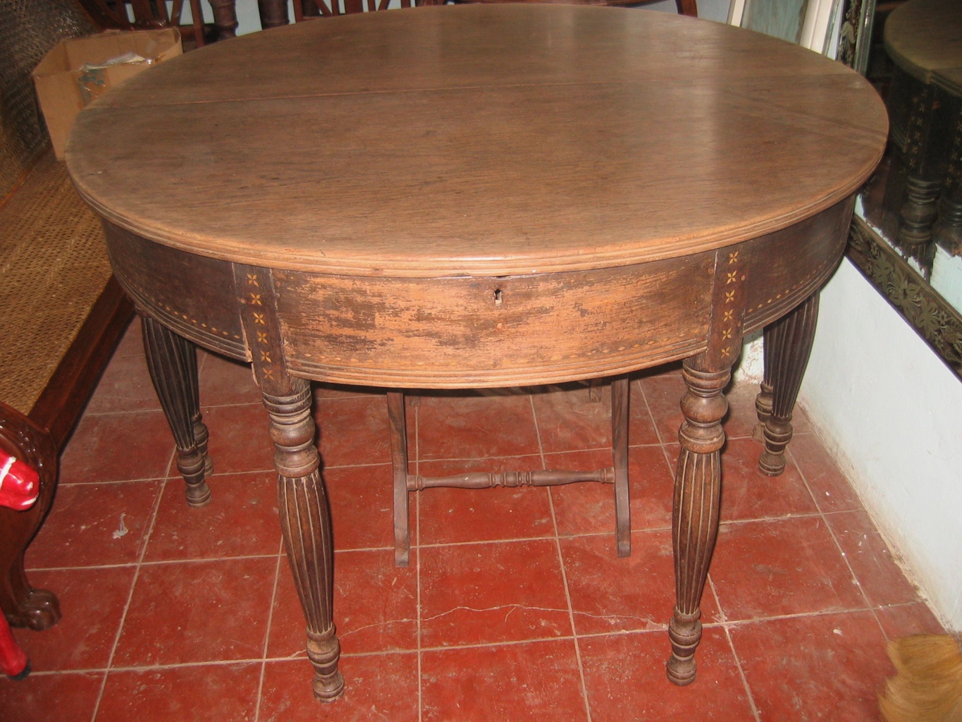 Akyat- Bahay Gangster: XXXV. The Antique Police: A Magic Table Addict's ...