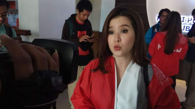 Tanggapan Grace Natalie soal Tudingan Selingkuh dengan Ahok hingga ... Tanggapan Grace Natalie soal Tudingan Selingkuh dengan Ahok hingga ...