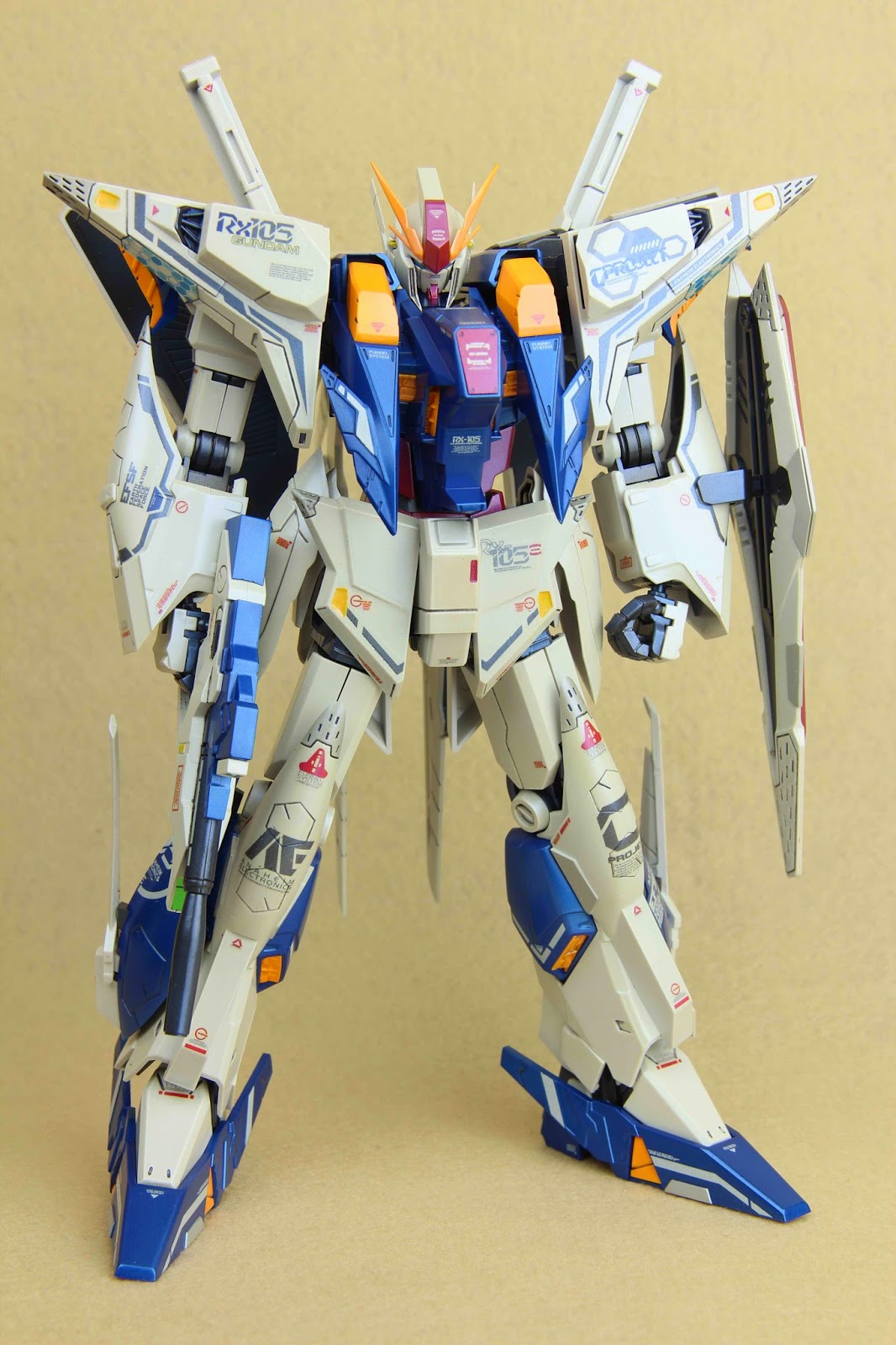 Gundam Family: MC RX-105 Xi Gundam