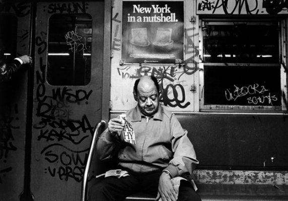 ArtHouse: Gritty New York City Photos by John Conn | Visions Paradox ...