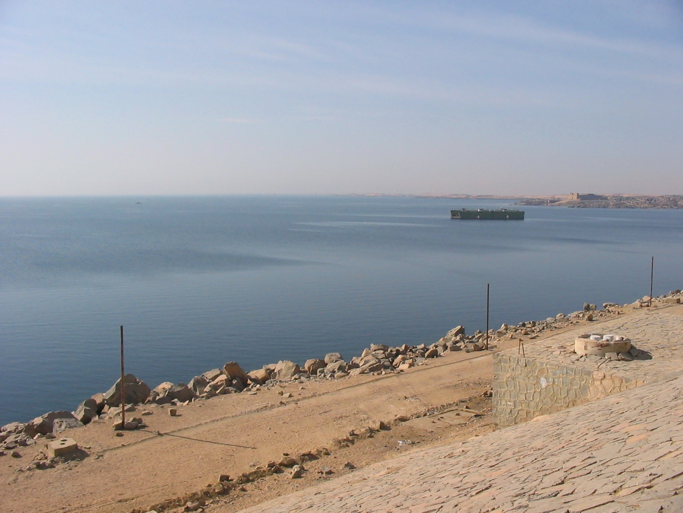 WOMEN TRAVELLING ALONE: Aswan Dam and Lake Nasser
