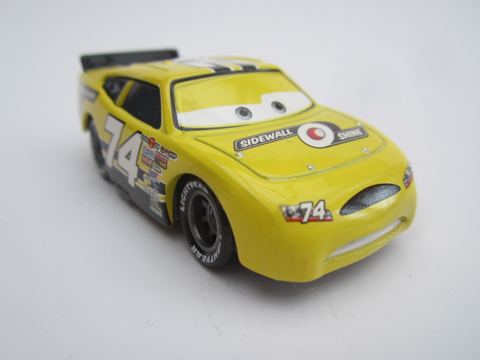 Tango-Mike Squadron: Cars 1 : Voitures de la Piston Cup