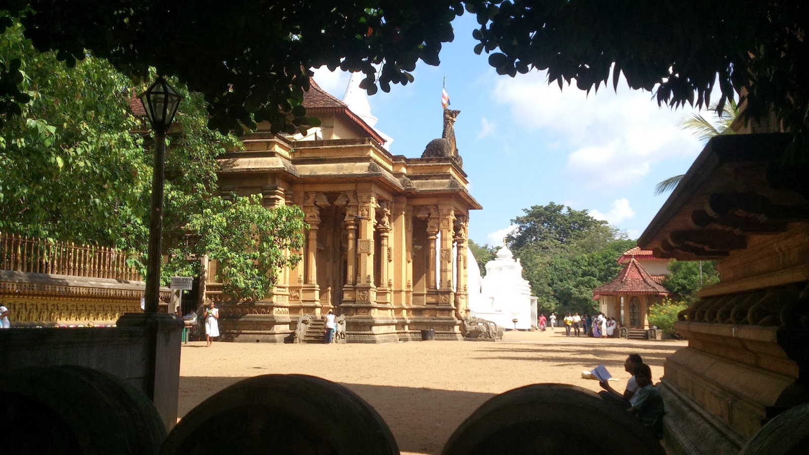 Kelaniya Temple
