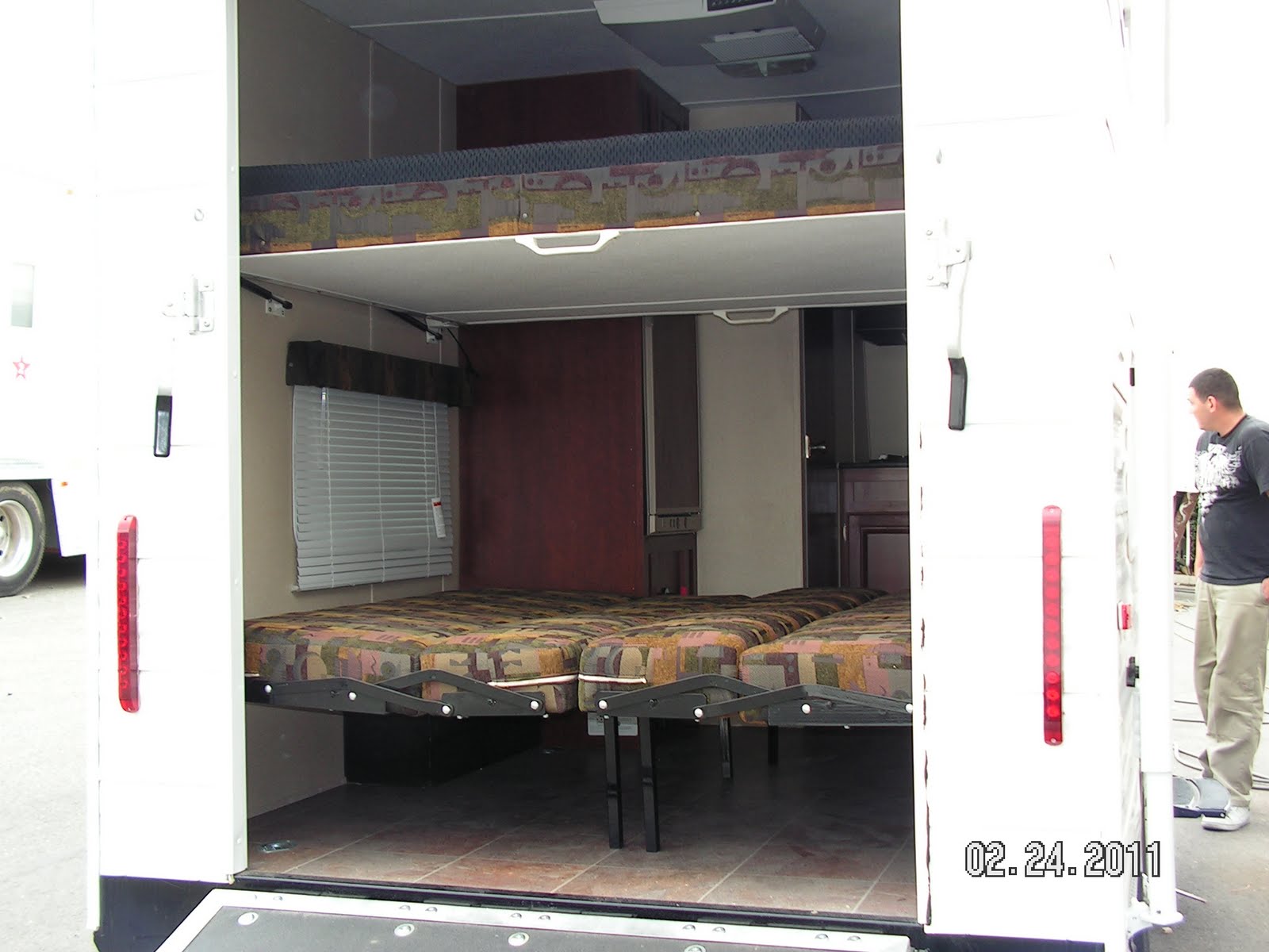 RoadHouse Toy Haulers: STUBBY PICTURES