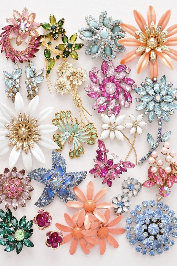 Bee In My Bonnet: Vintage Block Along - Block Five - Rhinestone Block ...