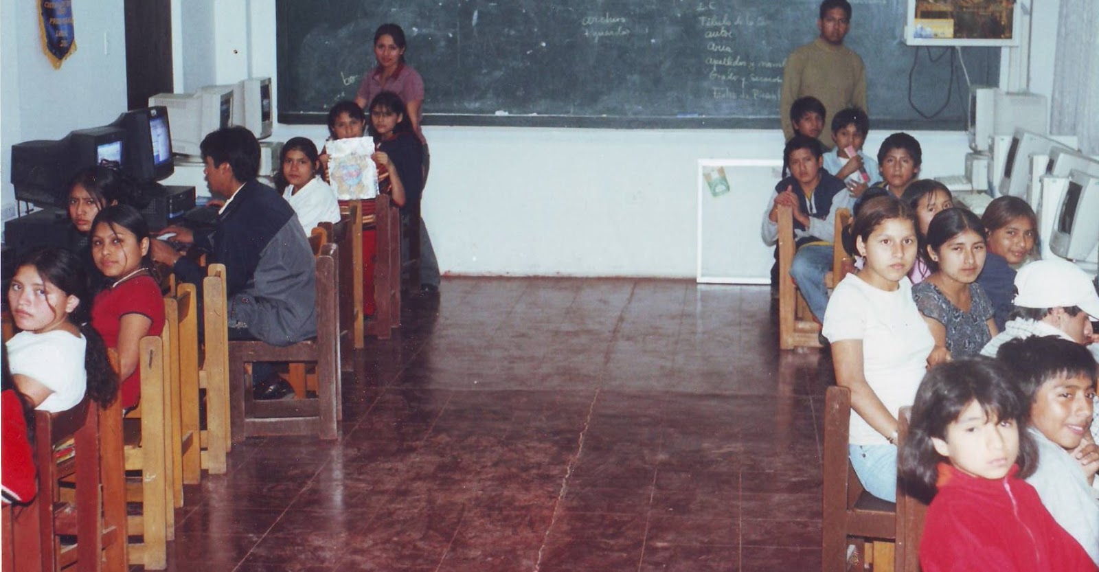 UNA ALTERNATIVA DE EDUCACION BASICA: ACERCA DEL CEBA