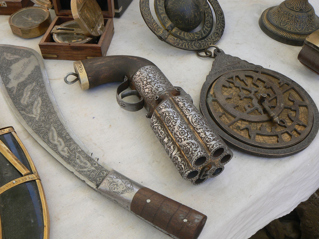 old guns pictures: OLD Antique gun