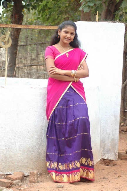 Manisha Jith Saree Photos Gallery - Hot PHOTOSHOOT Bollywood, Hollywood ...