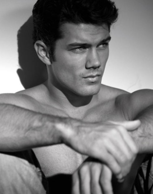 Eyecons: MODEL MONDAY: RYAN PAEVY