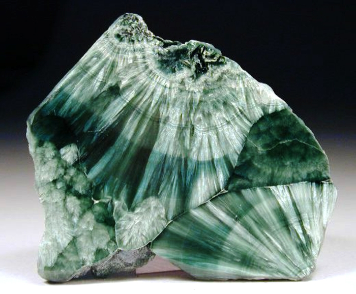 The Feathery Gemstone Seraphinite - Geology In