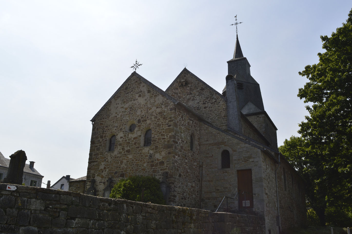 Au Fil du Temps ... au gré des Vents ...: La chapelle de Waha