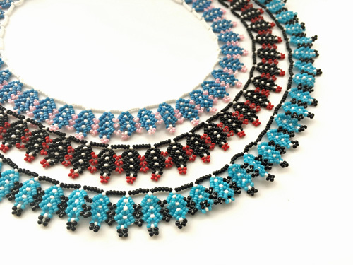 Easy Beaded Necklace Tutorial is a Delicate Twist on Collar Necklaces ...