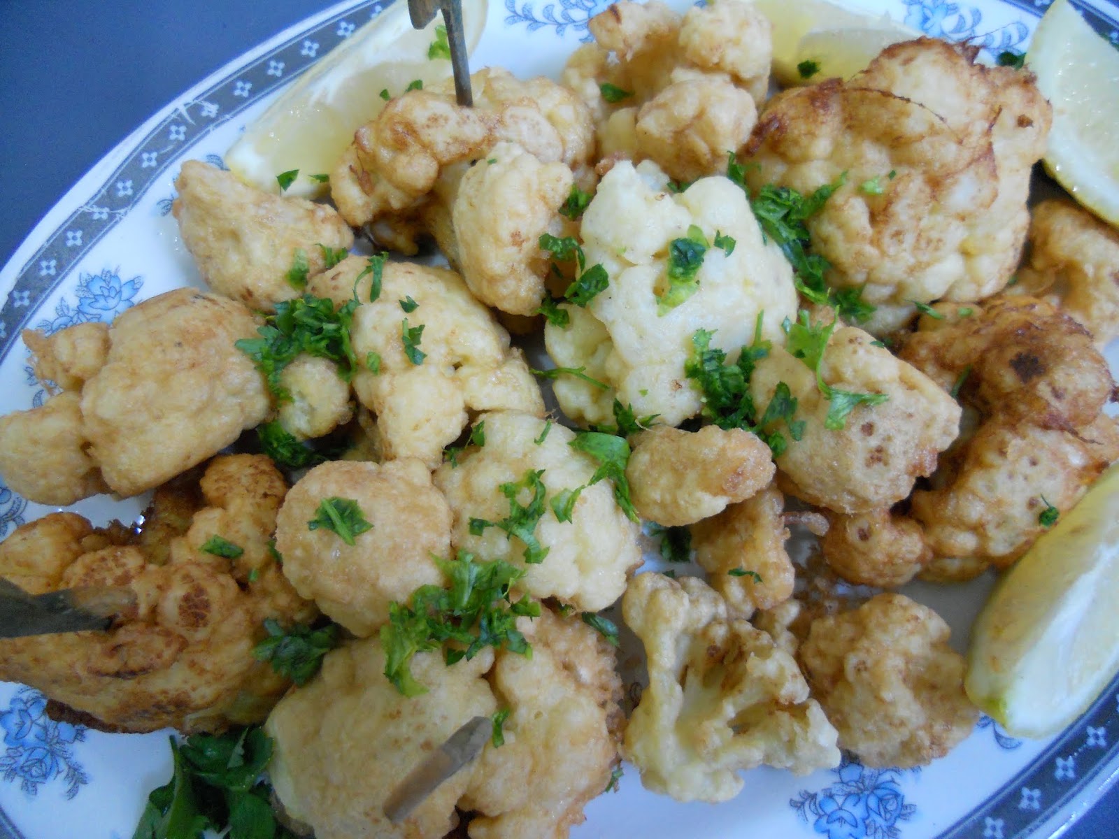 Coliflor frita... al pelar la cebolla con tía Alia / Álamos Ventosos