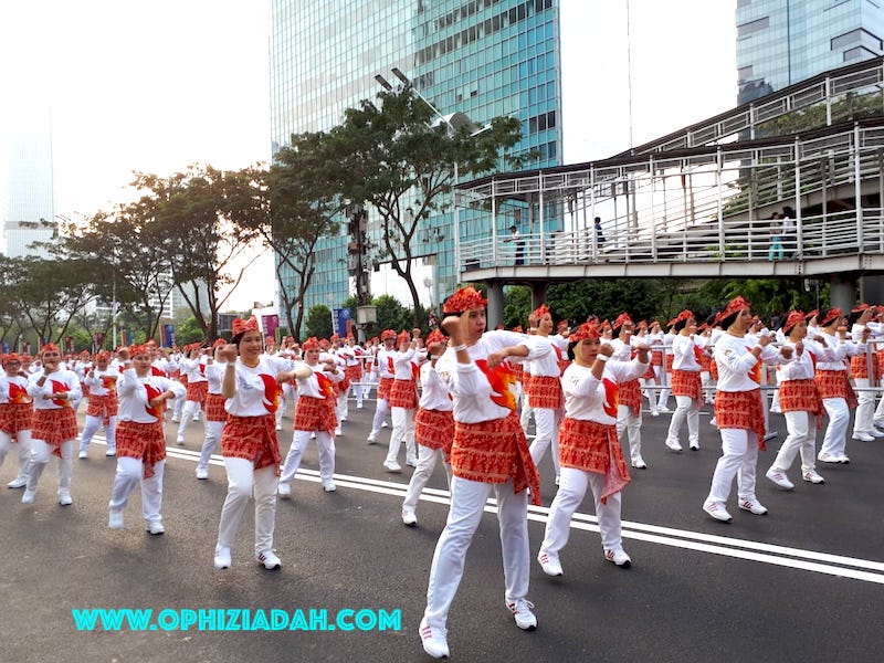 Pemecahan Guinness World of Records, The Largest Poco-Poco Dance, Yayy ...