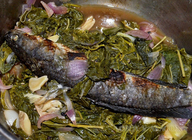 saluyot & buntiek, soured saluyot stew with grilled mudfish ~ PINAKBET ...