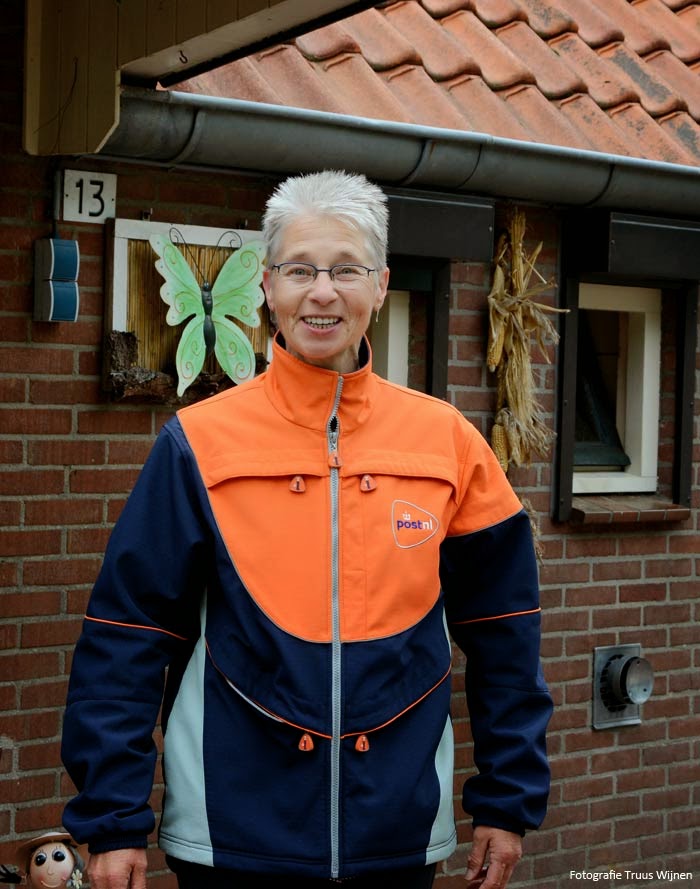 Wandel-, Fiets- en FotografieWeblog: De Postbode van Haarlo