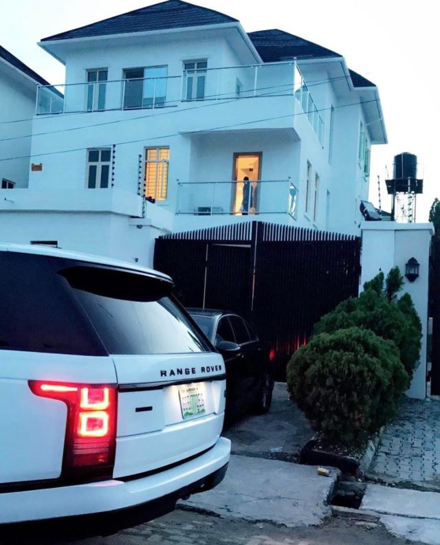 Welcome to Icechuks Blog : Davido Shows Of His Massive Bedroom In His ...