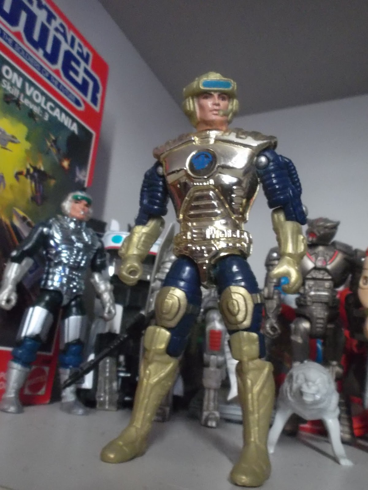 2 MINUTE TOY BREAK!: April 2018