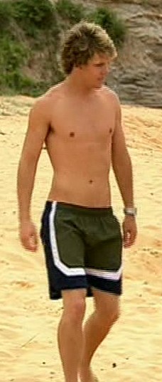 Captures Cinema: Lachlan Buchanan - Blue Water High 3 (2007)