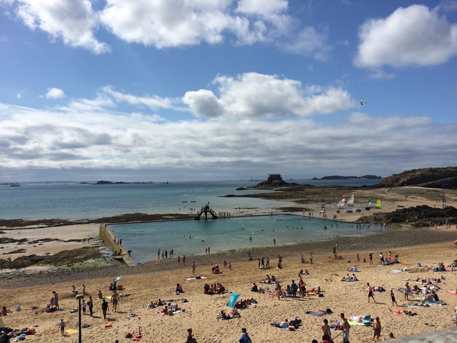 Plage de Bon Secours - Saint Malo, France - Travel is my favorite Sport