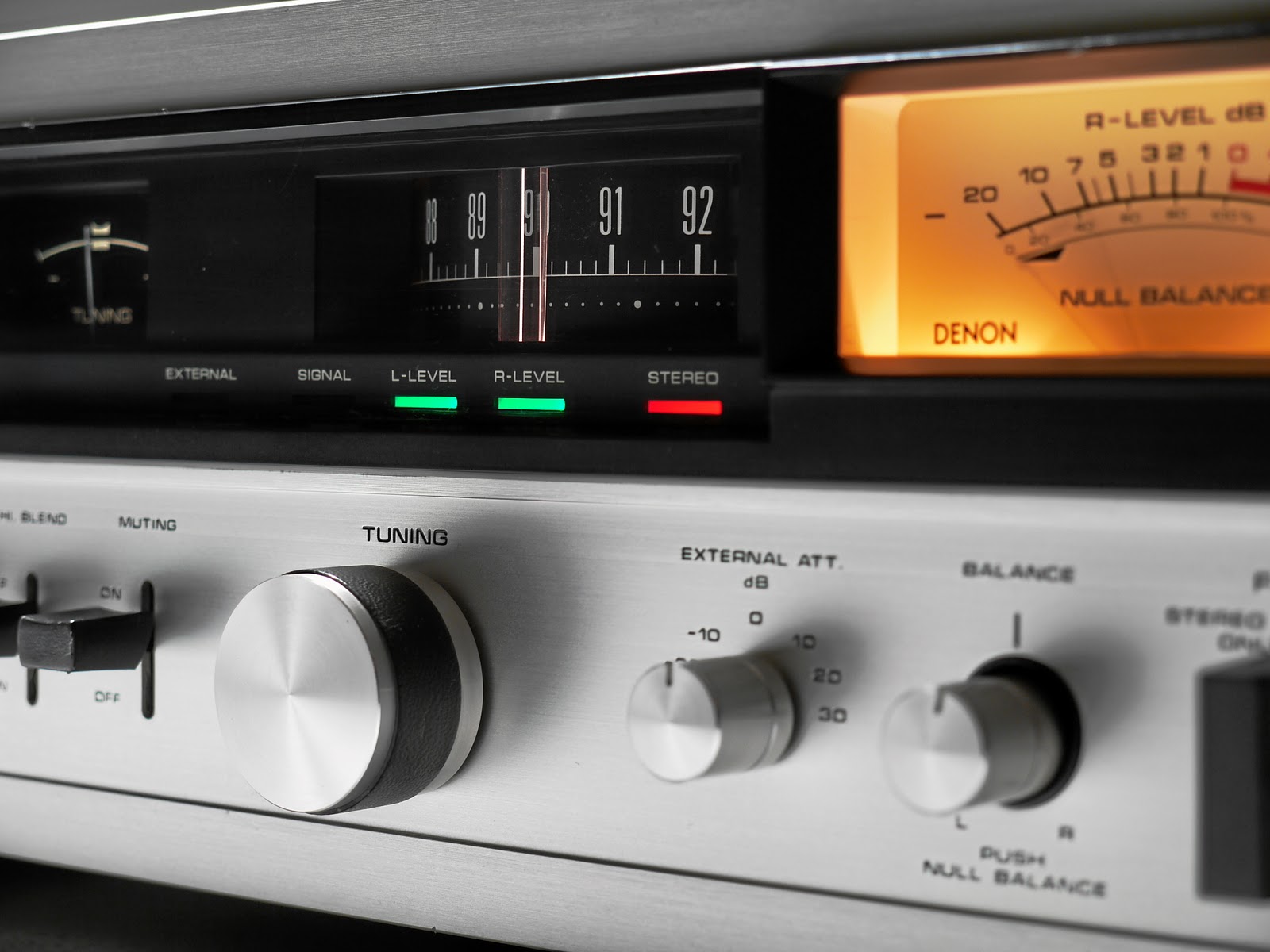 Golden Age Of Audio: Vintage Receivers And Tuners