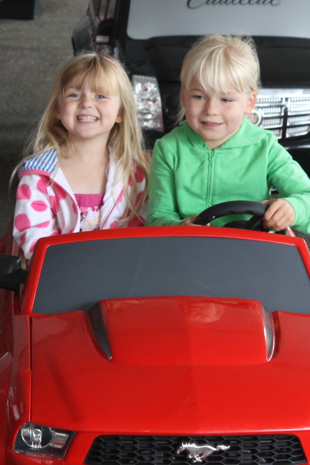 Six Stechers: The Return of the Little People