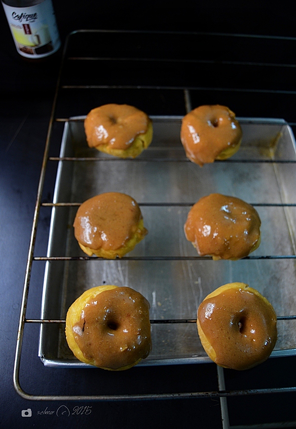 Carrot Mini Donut with Coffee Glaze | Dapur Comel Selma