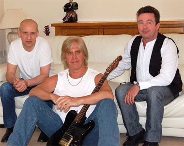 Eighties News: Album de la Semana: "Replay" de The Outfield