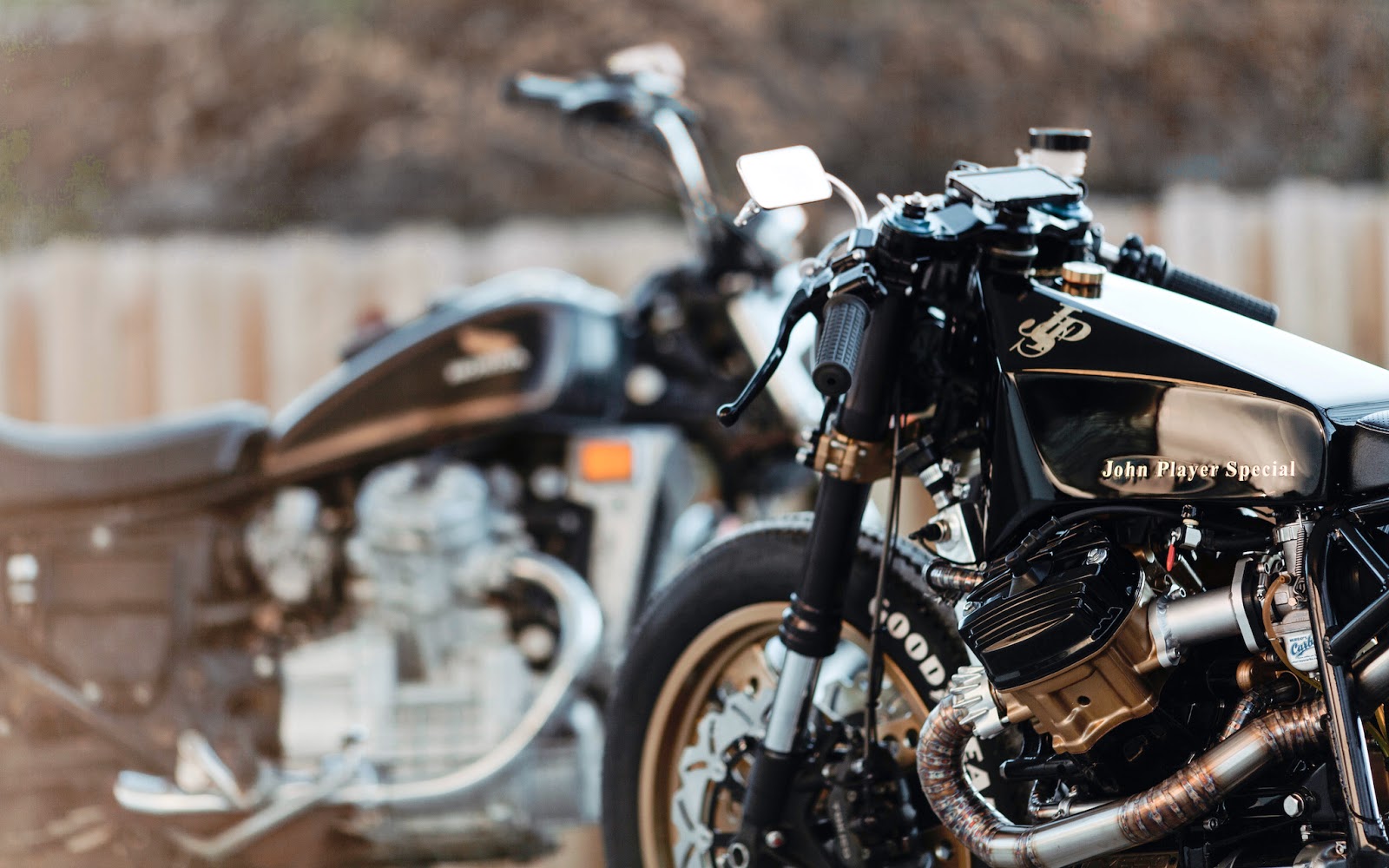 John Player Special CX - Inazuma café racer