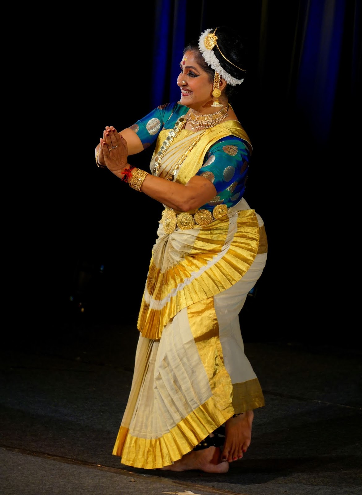 vijayanmadhavan: Sunanda Nair performing Mohiniyattam Soorya 2018