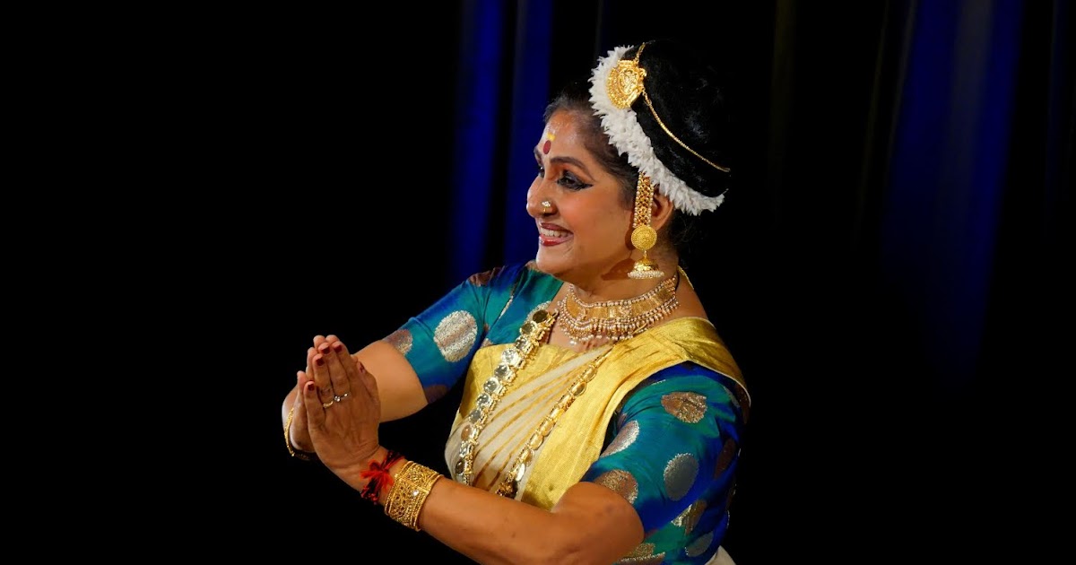 vijayanmadhavan: Sunanda Nair performing Mohiniyattam Soorya 2018