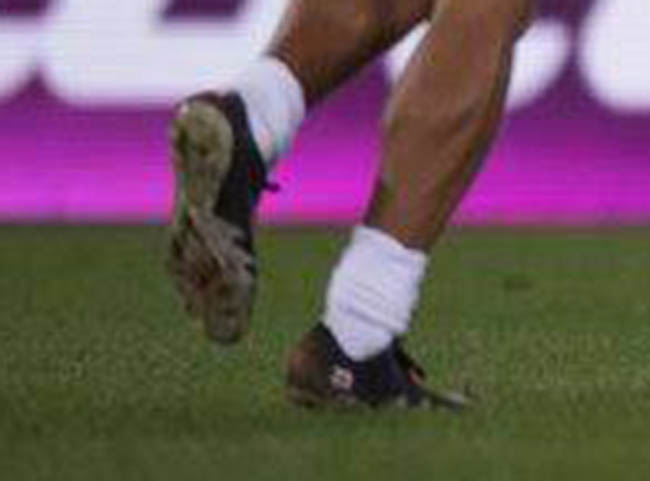 Edgar Davids Shows Off New Signature Boots - Footy Headlines