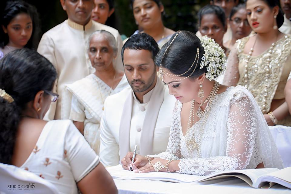 Srilankan actress Menaka Peiris & Ranil wedding
