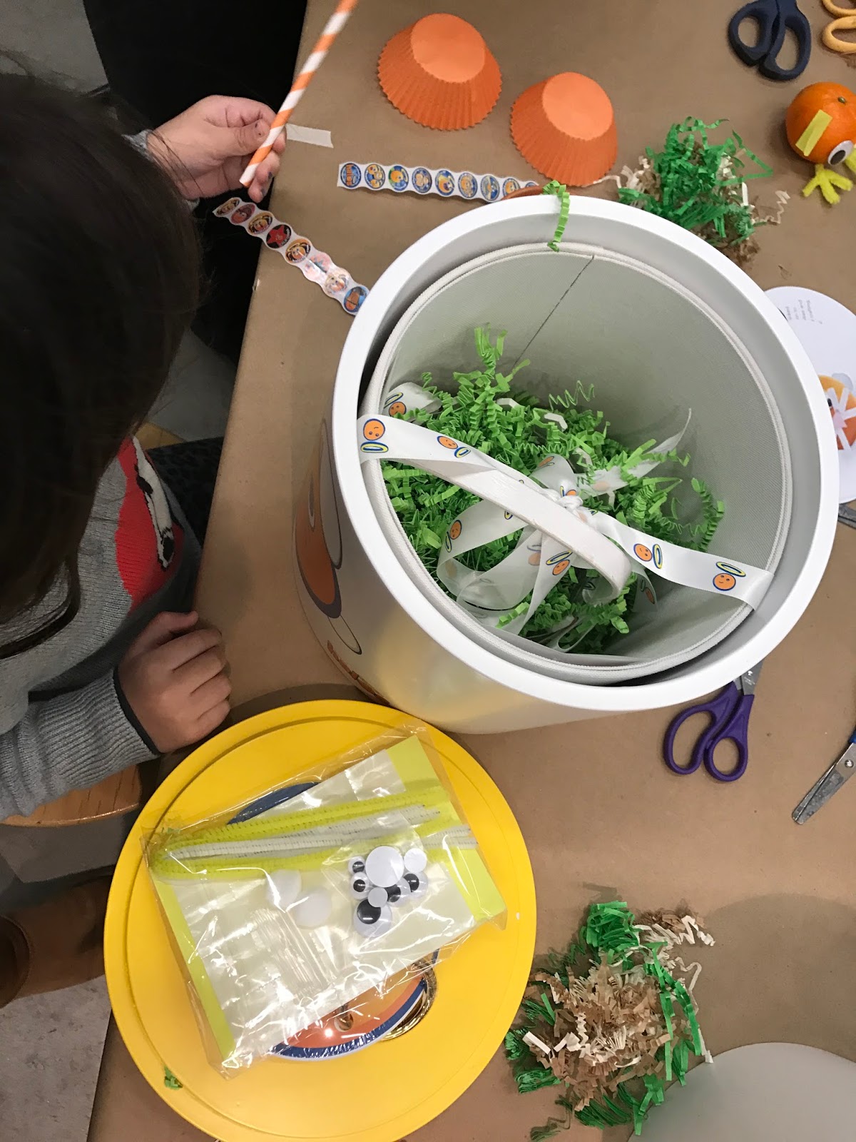 Arts & Crafts with Halos #MTHaloFun - C'est La Vie