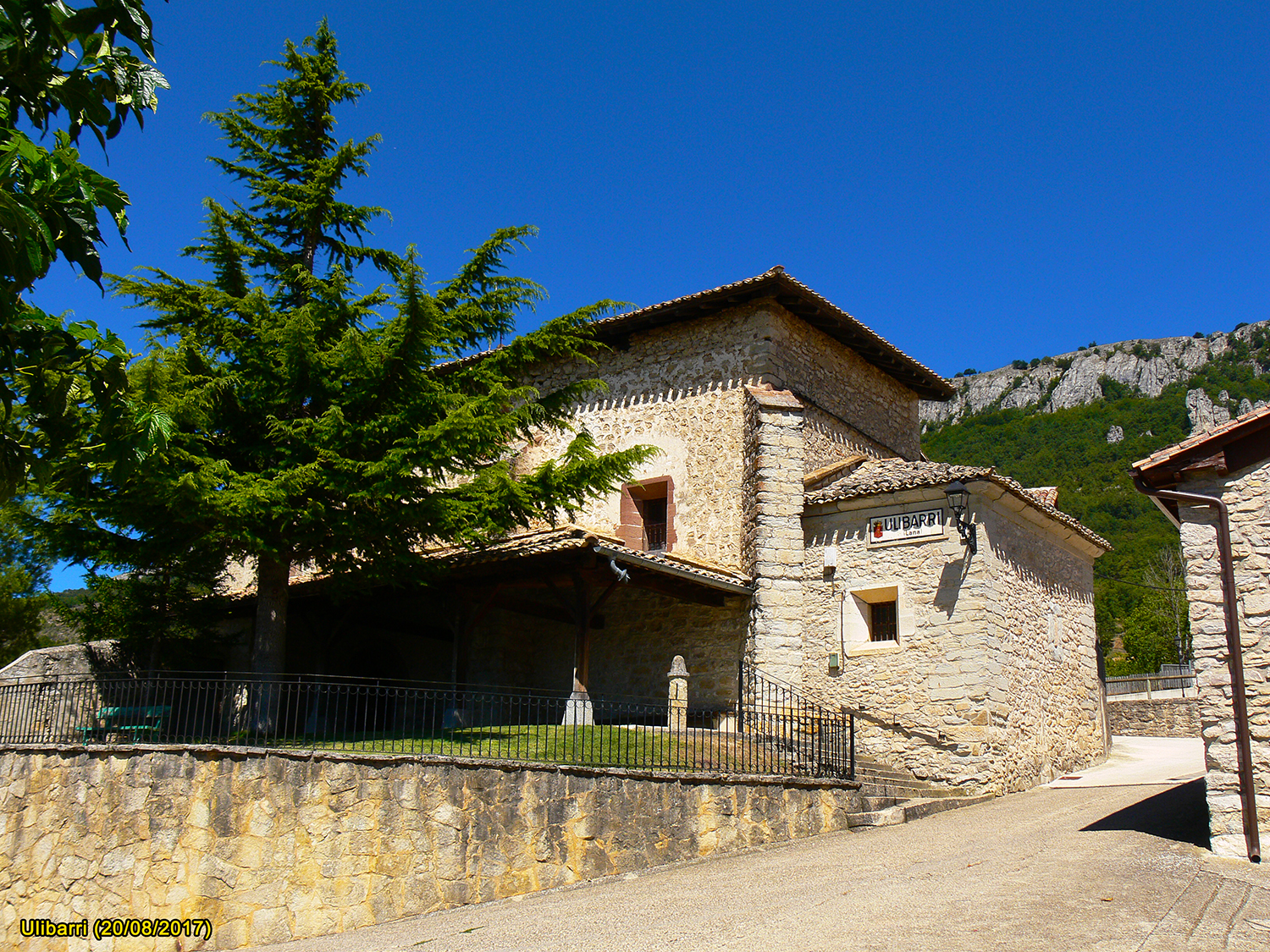 Navarra de la A a la Z ... (en moto): Lakuntza - Valle de Lana